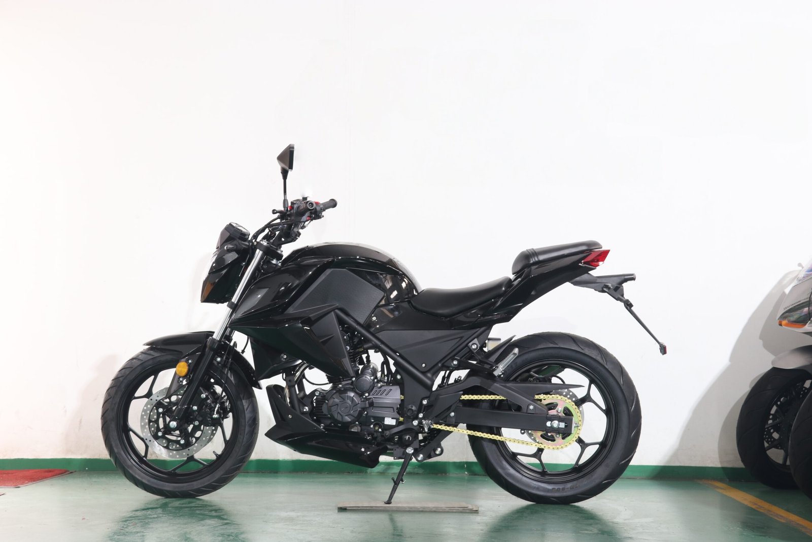 飓风 (V6) 200cc Sports Bike - apex-ride.com